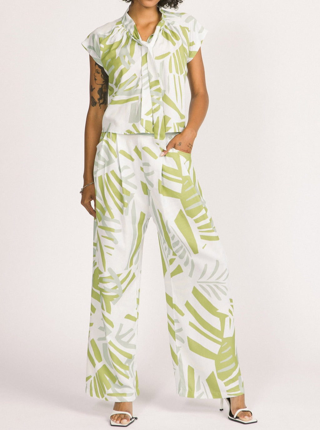 ALLISON WONDERLAND Darcy Pants - Leaf – Belle et Rebelle